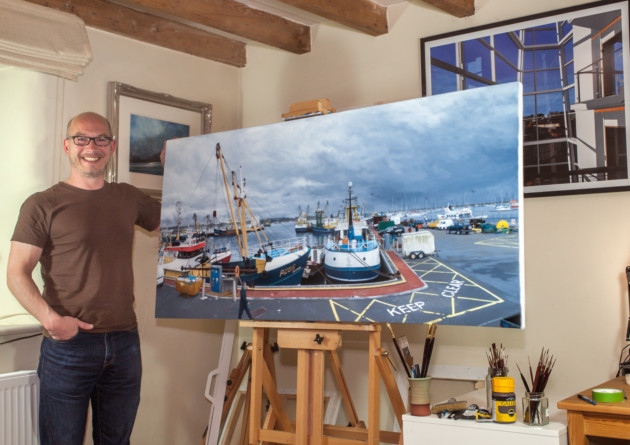 Umelec samouk Darren Reid a jeho dychberúce fotorealistické maľby